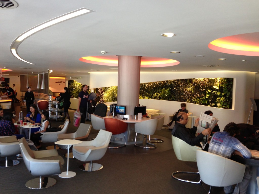 Trip Report - SkyTeam Lounge London Heathrow T4 (LHR)