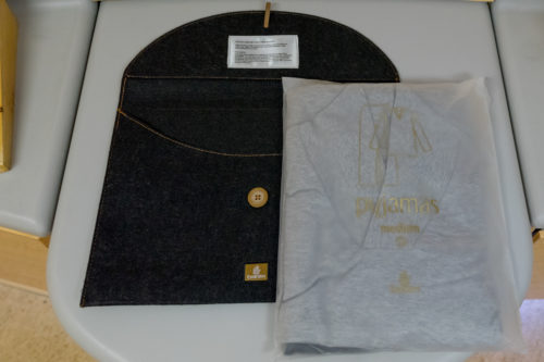 My Experience with Emirates New First Class Amenity Kits and ...