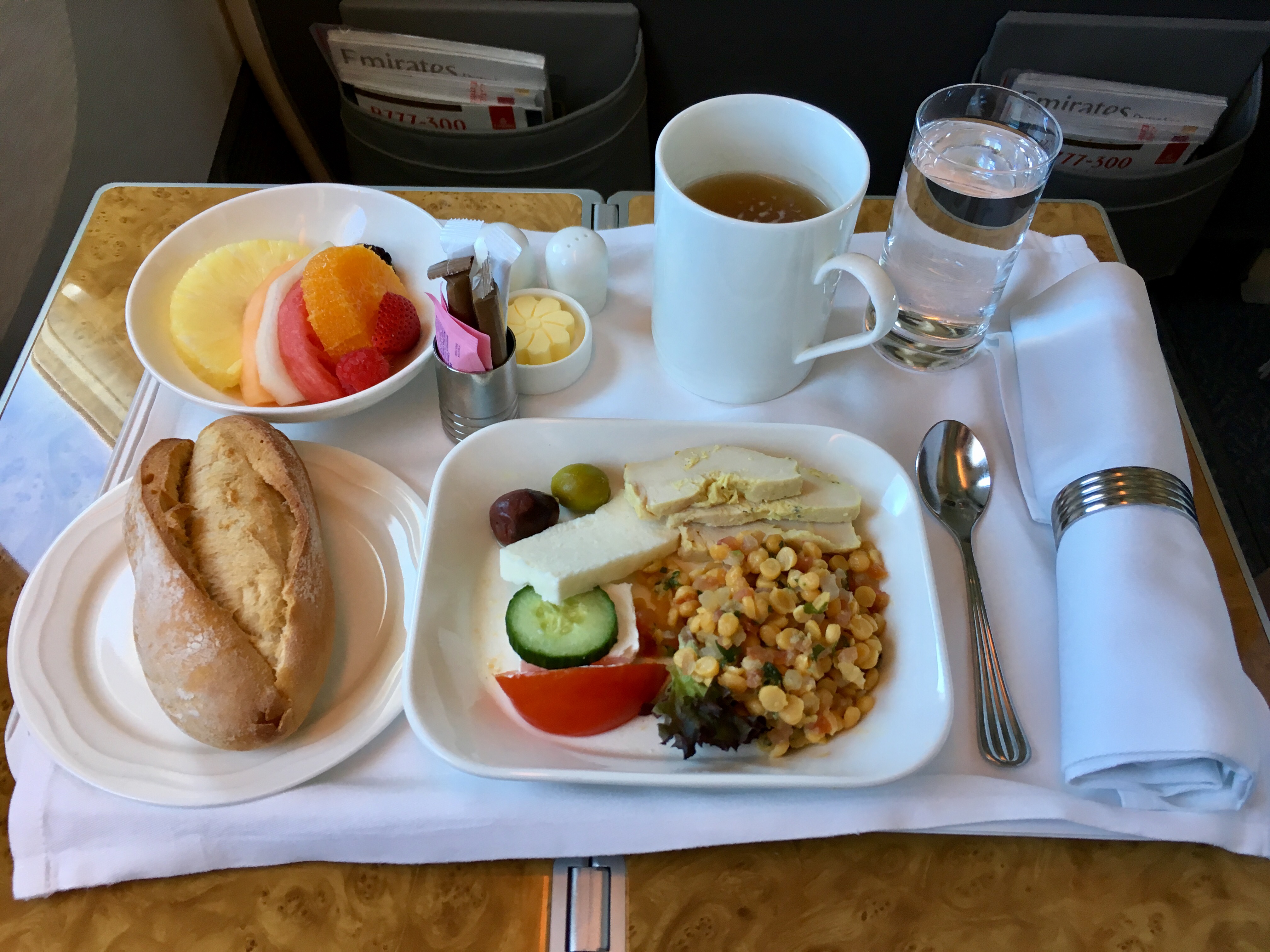 Review: Emirates Business Class MCT-DXB