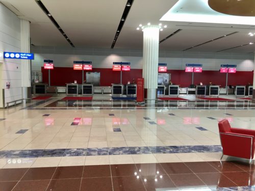 Emirates business class lounge review Dubai DXB concourse A