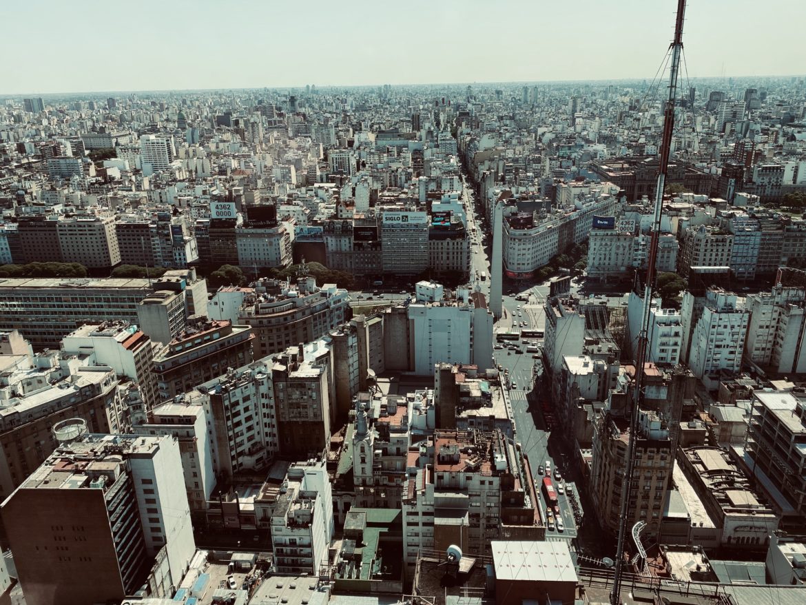 Guide to To Saving Using the Dollar Blue in Argentina